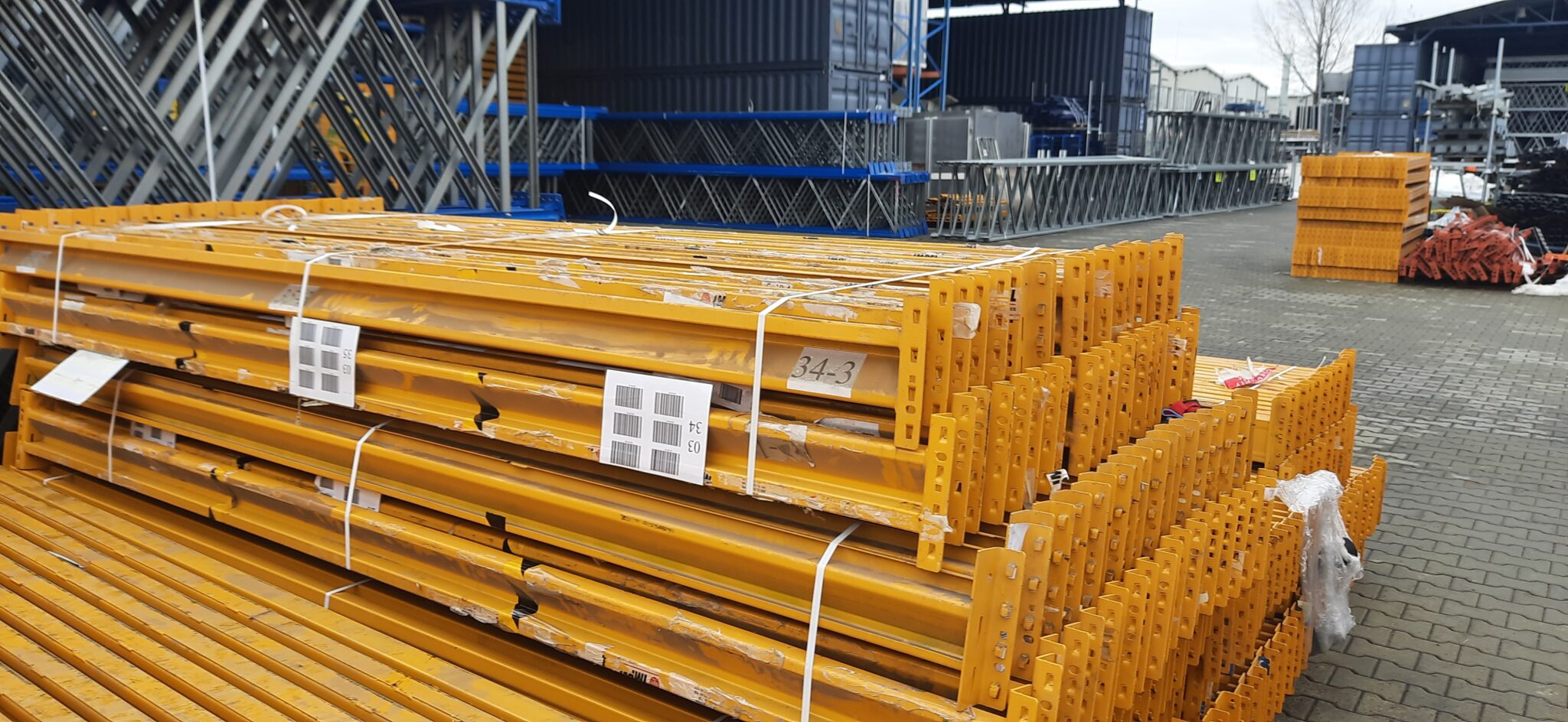 Trawers schodkowy JUNGHEINRICH L-270 cm